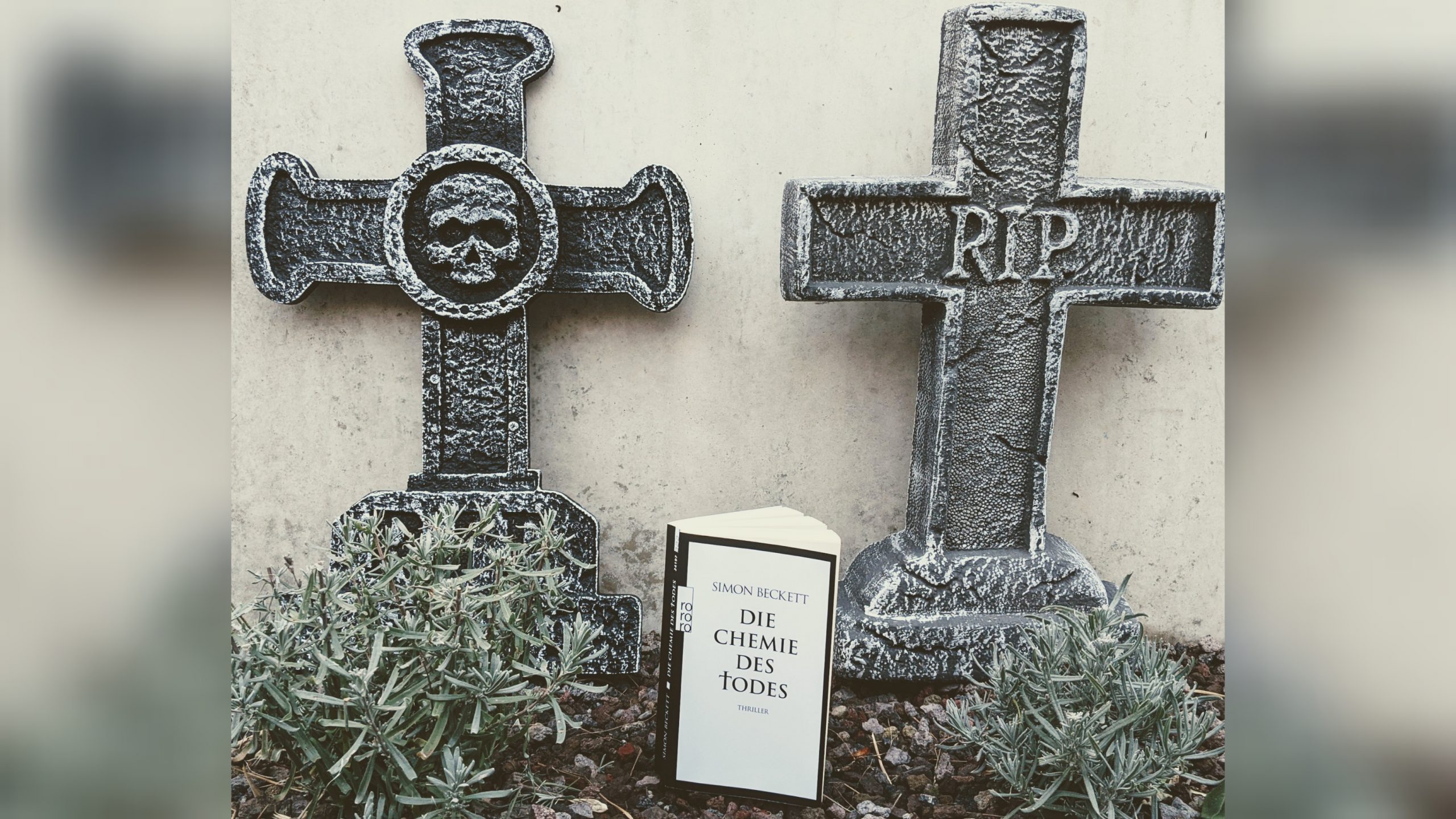 Die Chemie des Todes von Simon Beckett - Lauschige Lesezeit